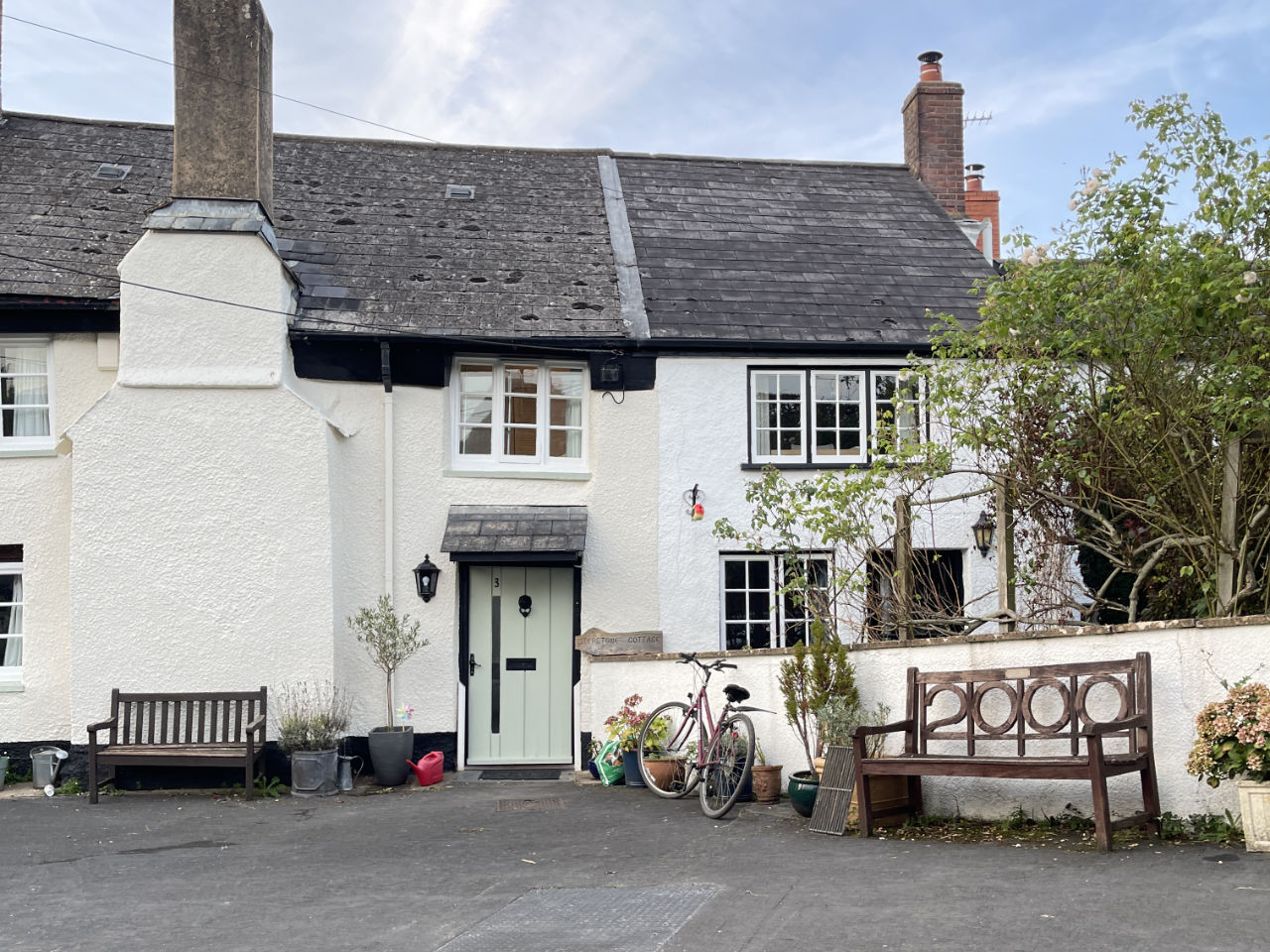 Ide: A Tranquil Village Retreat in Devon - Colour My Days